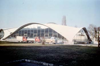 16-03 Heinz Isler on Sicli Shell Roof_150dpi